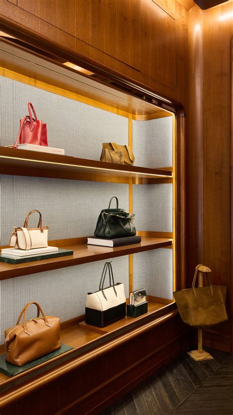 Métier Luxury Handmade Leather Bags And Accessories Métier Us