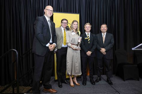 Robert J Trulaske Sr Inducted Into The Mizzou Hall Of Fame