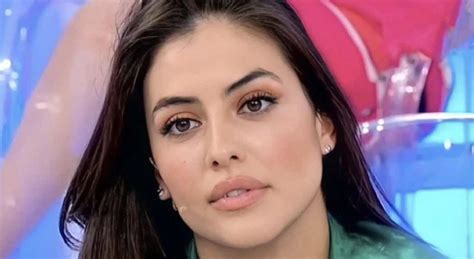 Uomini E Donne Federica Aversano Un Nuovo Lavoro Per Lei “ecco La