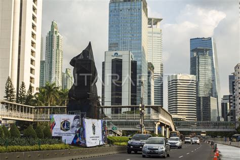 Perawatan Patung Jenderal Sudirman Antara Foto