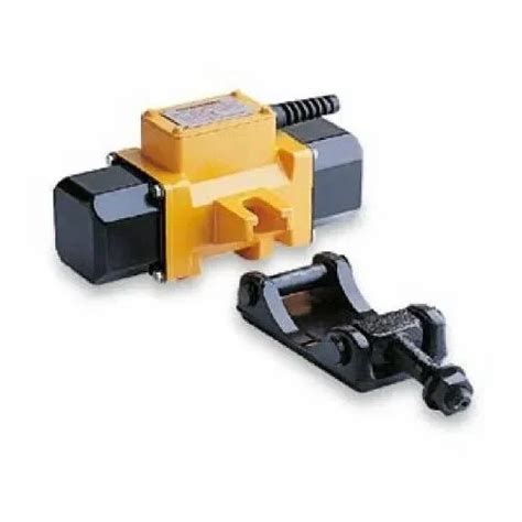 Shutter Vibrator Bracket At Best Price In New Delhi Id 2848962092373