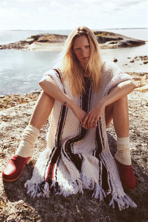 Наймодніше взуття цієї весни знайдено Читайте на Ukr Net