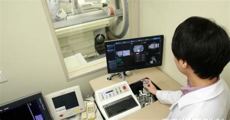 아산병원 현대중공업 암 조직 떼어내는 의료로봇 개발