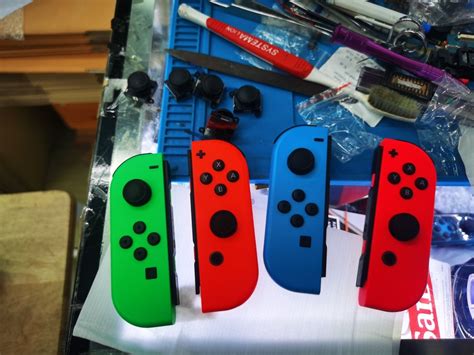ซ่อมจอย Analog Nintendo Switch ด่วนรอรับได้เลยร้านอยู่มาบุญครองชั้น รับซ่อมเกมส์ทุกชนิดรับ