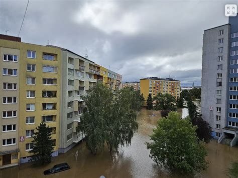 Через катастрофічну повінь і вітер у Чехії сотні тисяч людей залишились без світла Європейська