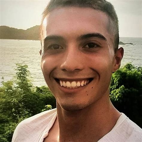 Bolo Hernández Coach Bolo • Threads Say More