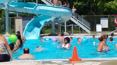 Im Freckles The Mom Summer Vacation Week 2 The Pool