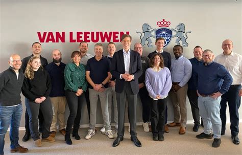 Mit Wirkung Zum 20 Van Leeuwen Deutschland Gmbh And Co Kg