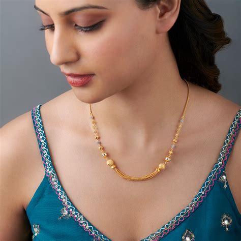 Shimmering Beaded Chain