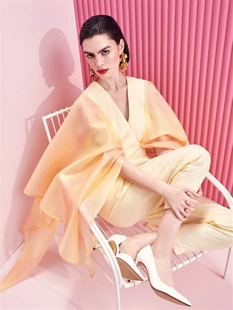 Model Arina Mmg Models