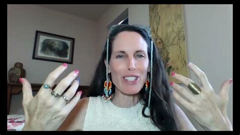 העיצוב האנושי יחסים ושילוב מפות Youtube