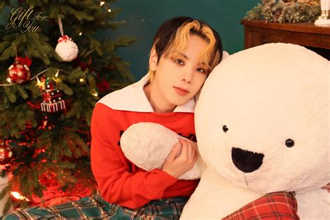 위아이 Wei Official On Twitter 위아이 Wei Christmas Special Album [t For You] Concept Photo