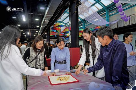 МОНГОЛ БАХАРХАЛ ТҮҮХ СОЁЛЫН ӨДӨРЛӨГ АМЖИЛТТАЙ ЗОХИОН БАЙГУУЛАГДЛАА Mn