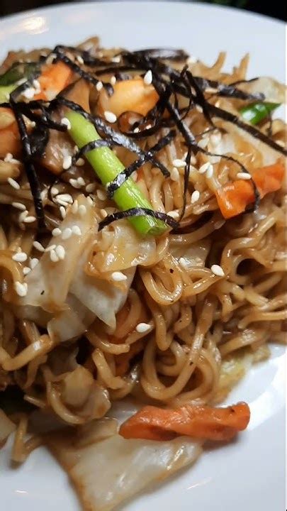 มาม่ายากิโซบะ 😋 ทำง่าย อร่อยมาก Shorts มาม่า ยากิโซบะ Youtube