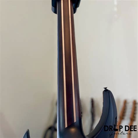 Legator Ghost G8fx Multiscale Headless 8 String Electric Guitar W Bag