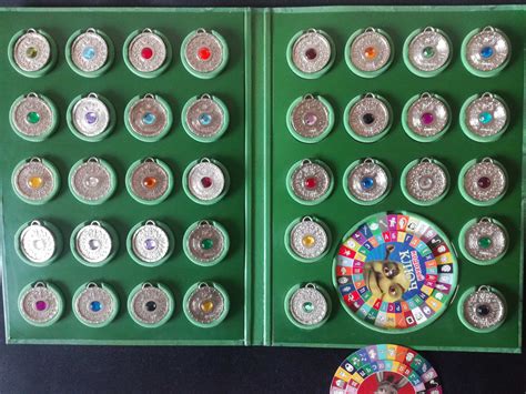 Шрек Shrek Adventures медальйони альбом амулети жетоны антикваріат 2 030 грн Інші дитячі