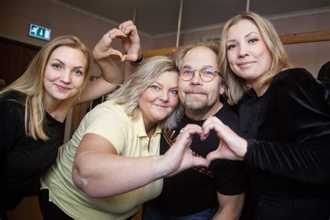 Pojke Föll Sex Meter Från Balkong Fastighetsägare Döms Lokalt I Dalarna