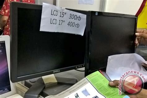 Berburu Laptop Dan LCD Bekas Rp300 000 Di Indocomtech ANTARA News