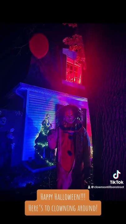 Terror On Tillson 2023 Halloween Halloweentown Clowntown Tillsonclownhouse Youtube