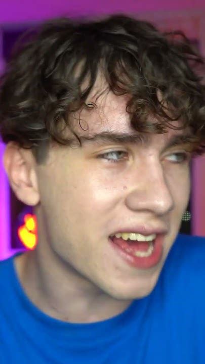 Ватнічок як завжди заважає ахаха Shorts Youtube