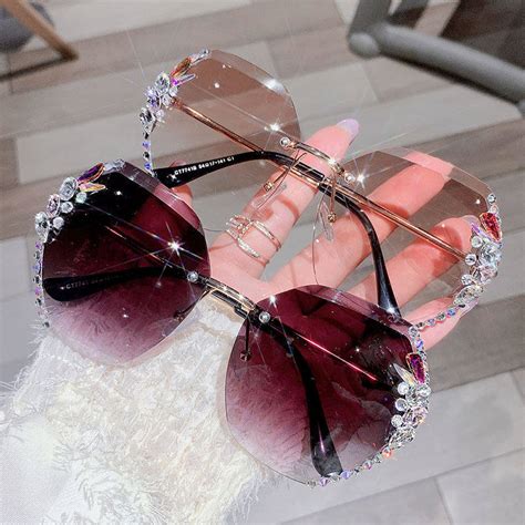 Luxury Designer Retro Shades Frameless Rimless Diamond Cut Square