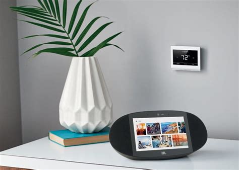 Jbl Link View Smart Speaker Assistant Display Geeky Gadgets