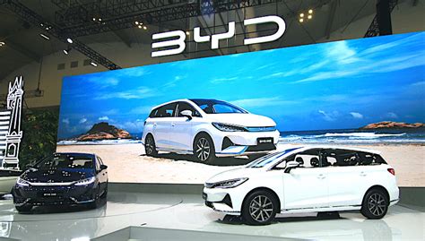 Byd E6 Vs M6 Sama Sama Mpv Listrik Tapi Beda Dunia