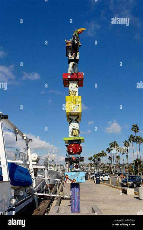 A Different But Loving Pair By Cecilia Stanford Urban Trees Project Of Public Art In San