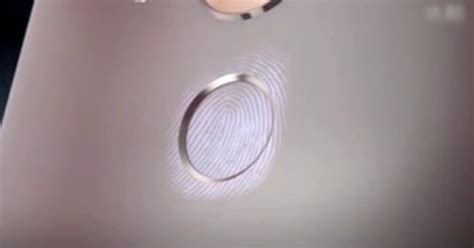 내년엔 어떤 신기술이스마트폰 기술 전쟁