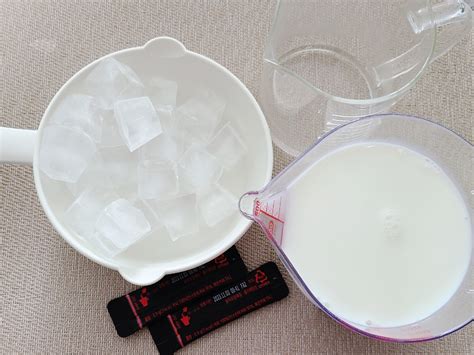 아이스 카페라떼 만들기홈 카페 커피