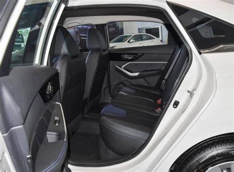 سدان برقی ونوسیا D60 Ev Plus، به‌زودی در ایران گجت نیوز