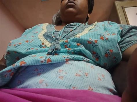 Tamil Uma She Was Lonely Then I Rubbed Slowly And Then Quickly Pressed And Left The Finger