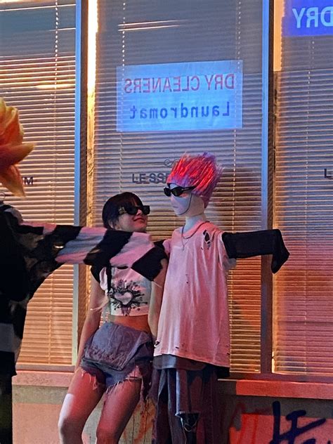 르세라핌 On Twitter 우리의 가을햇살 홍은채🌻 17살 넘 축하해 난 너를 연습생때부터 봐왔자나 그때부터 귀엽고 마음이 예쁜 동생으로 인상깊었었는데 결국 같은