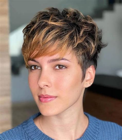 25 Chic Pixie Bob Haircut Options For Those Who Like Shorter