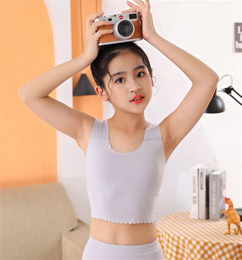 【yaoeenh】130 170cm 發育期莫代爾內衣 女童素色海綿墊打底小背心 女學生透氣內衣 安全打底吊帶上衣 現貨 蝦皮購物
