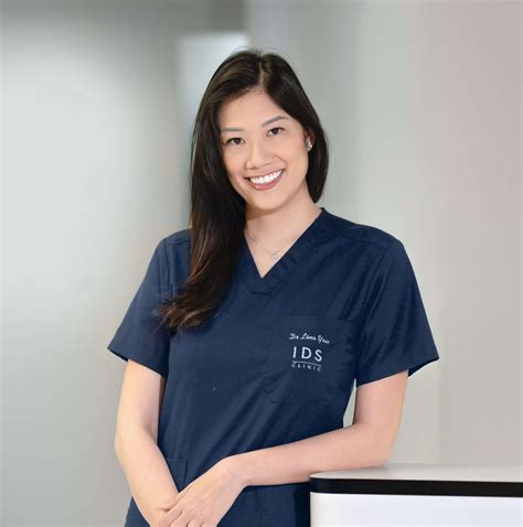 Dr Vivian Yong Ids Clinic