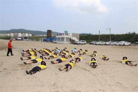 포항해경 해수욕장 안전관리요원 사전 훈련 실시 아주경제
