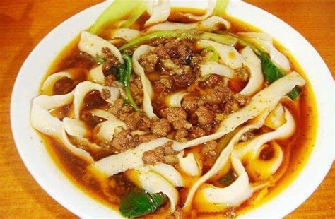 중국의 길거리 음식 우육면 도삭면 1