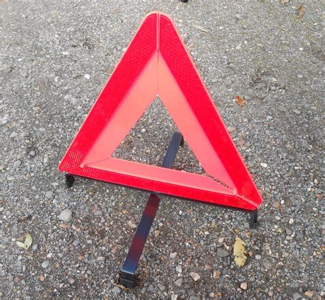 Land Rover Military Vehicle Ces Folding Warning Breakdown Triangle H And H Surplus