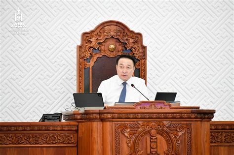 Д Амарбаясгалан Бүх хууль хүний эрхийн зөрчилгүй хүн төвтэй цаг үеийн шаардлагад нийцсэн иж