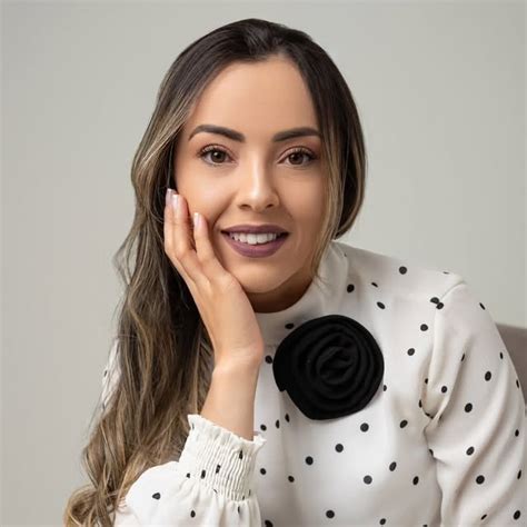 Tamires Martins Nutricionista Materno Infantil Mamaenutritami