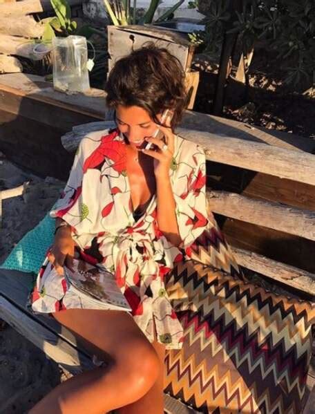 Les Photos De Vacances Sexy De Vos Animatrices T L Pr F R Es Voici