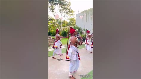 වෙස් නර්තන ශිල්පීන් Youtube