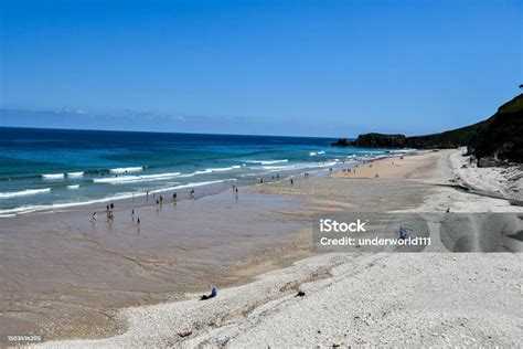해변과 바다 배경으로 사진 산 안톨린 드 베돈 프린시파도 드 아스투리아스 스페인 유럽 0명에 대한 스톡 사진 및 기타 이미지 0명 고고학 공중 뷰 Istock