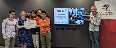 热烈祝贺乐卓博大学编程马拉松圆满成功！