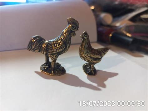 Фігурка статуетка латунна метал латунь курка та півень — ціна 509 грн у каталозі Статуетки