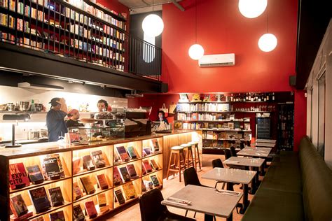 Crítica Barouche Reabre Na Vila Madalena Como Bar Café E Livraria Veja SÃo Paulo