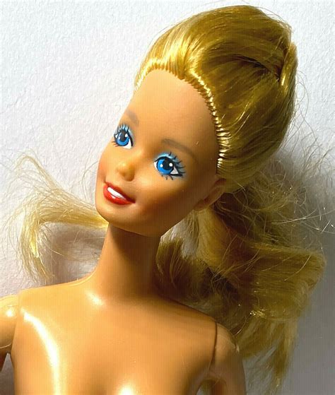 Vintage 1980s Barbie Doll Nude Blond Long Beautiful Hair Blue Eyes Tnt