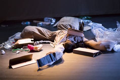 A Garbage Performance That Shows The Problem With Trash And Garbage And The Excess Of Packaging