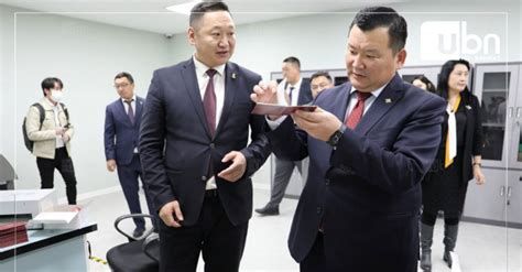 ХЗБХ ны дарга Л Мөнхбаатар Улсын бүртгэлийн ерөнхий газарт ажиллалаа